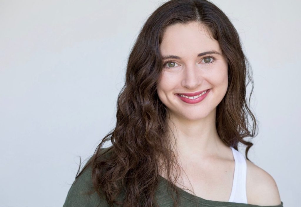 Andrea Geones - Actress, singer, musician, and writer based in Los Angeles.